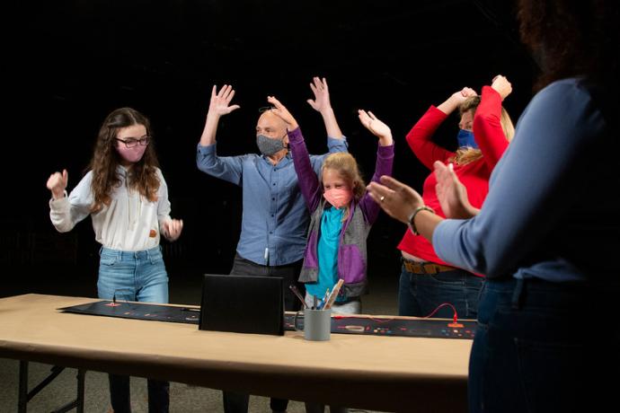 Explore Science: Earth & Space Toolkits | NISE Network